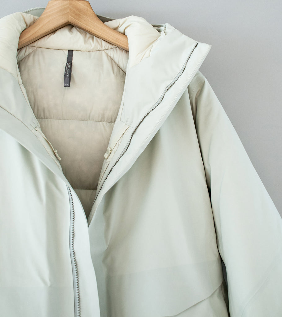 Veilance 'Sorin Down Jacket' (Dark Cocoon) – C'H'C'M'